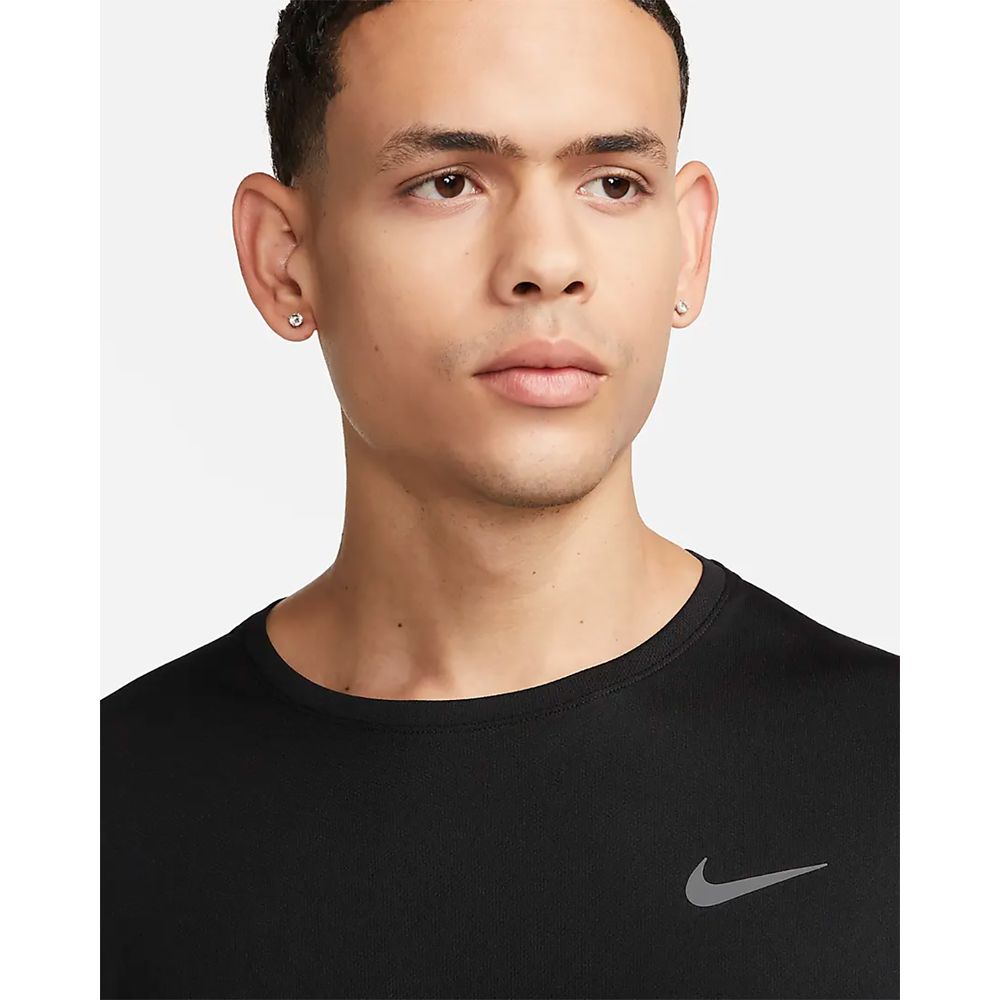 Camiseta Masculina Nike Dri-FIT UV Miler - drastosa